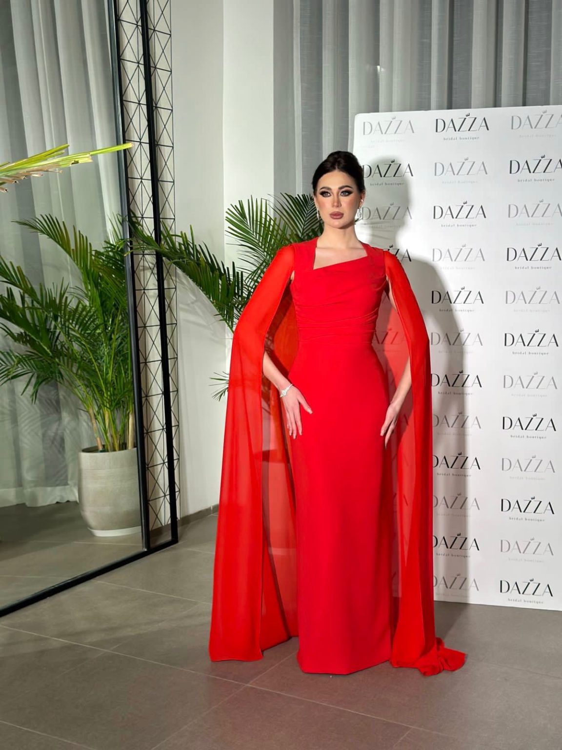 Red Alessandra - Dazza